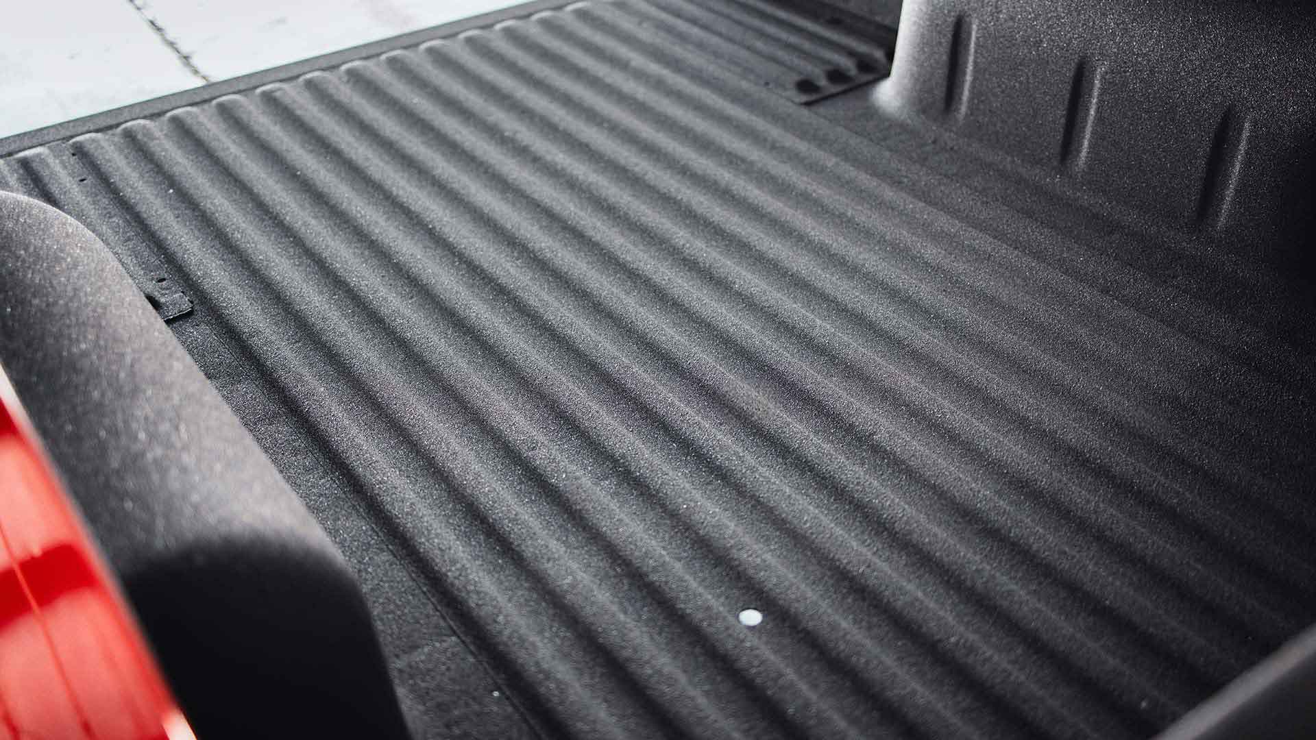 Top-Quality Bed Liners | LRM Customs